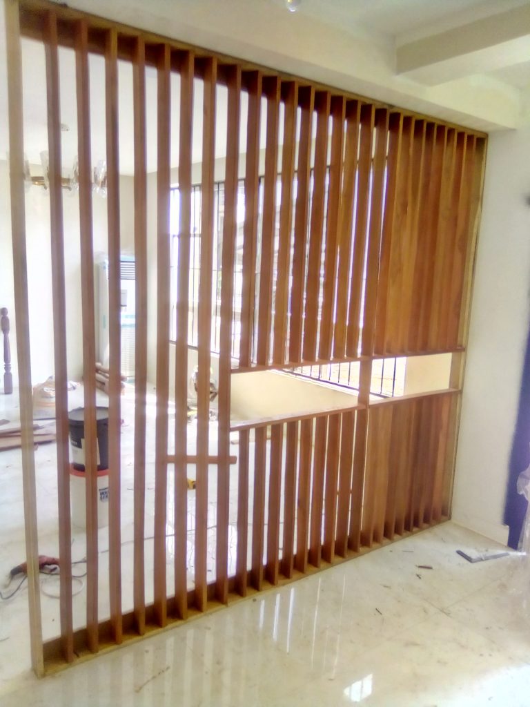 Simple Wood Partition | Ezeja